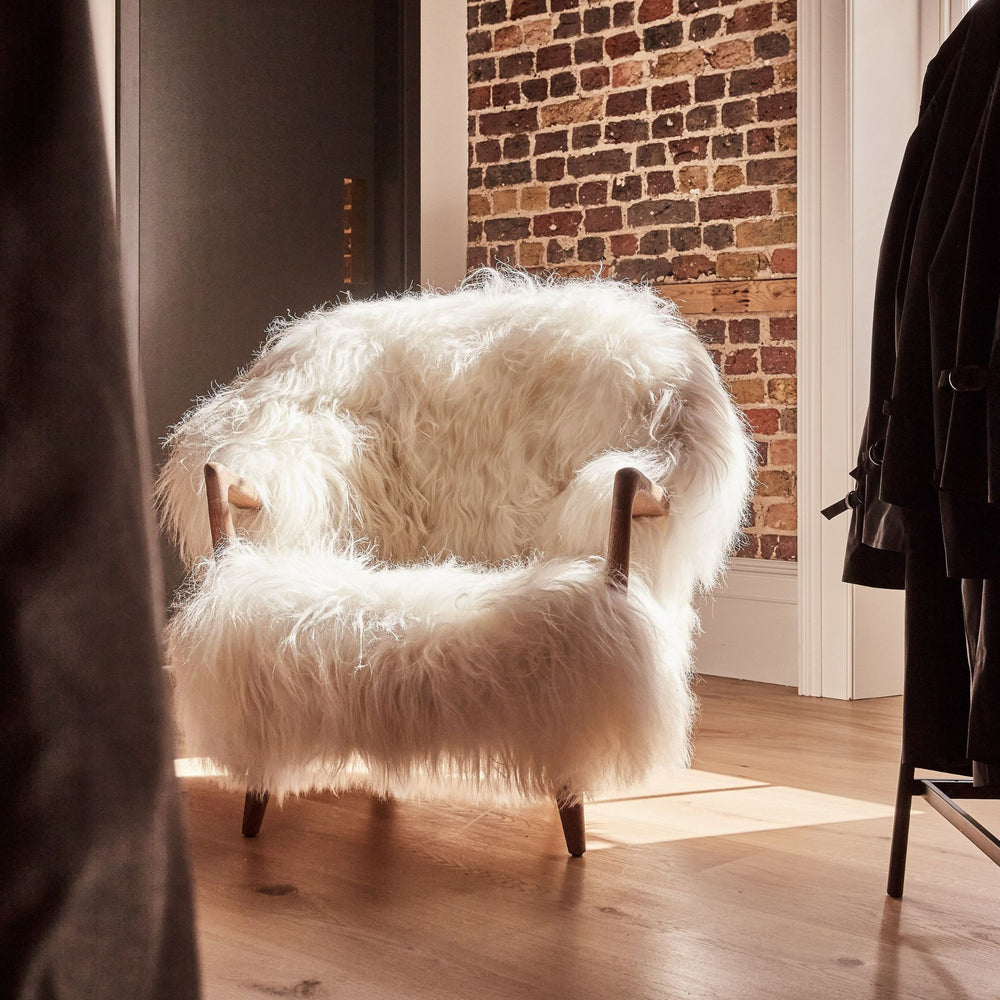Eikund Fluffy Lounge Chair
