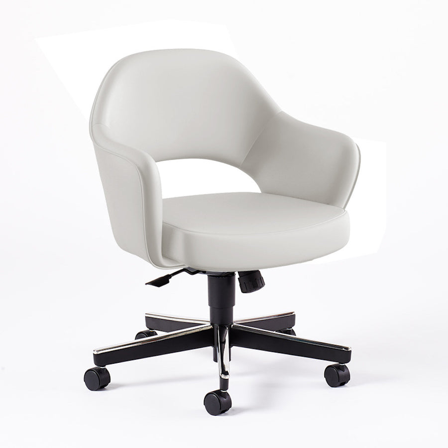 Saarinen Executive Arm Chair with Swivel Base